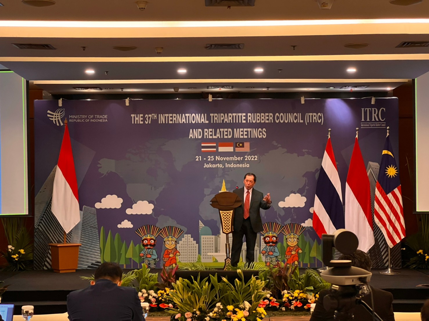 ITRC/IRCo Seminar 4/2022 – Recent Trends & Outlook for the World Rubber Economy and Sustainable ...